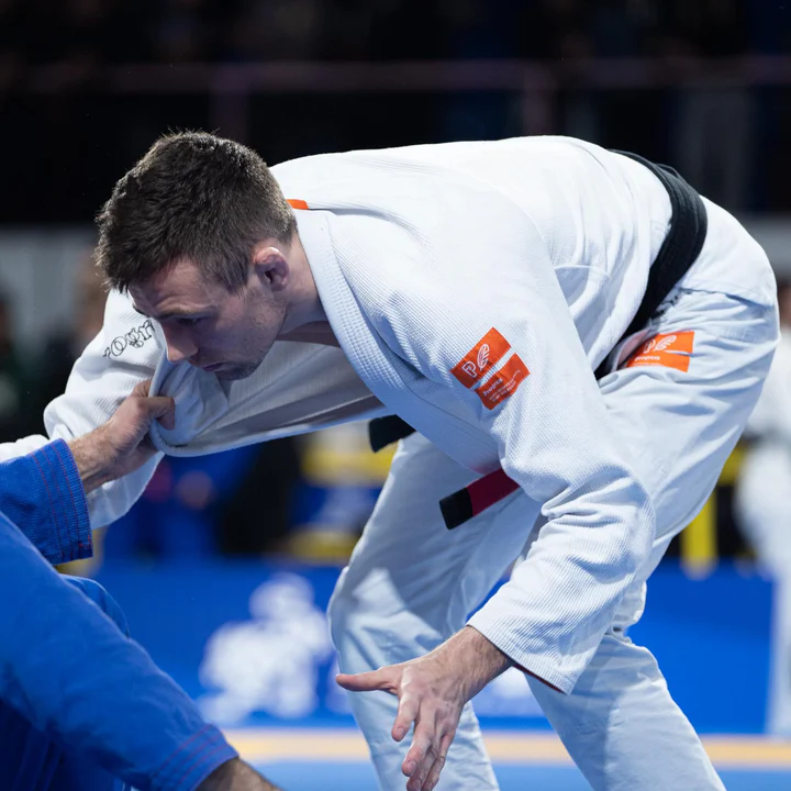 The Best Lightweight BJJ Gis – JiuJitsu.com